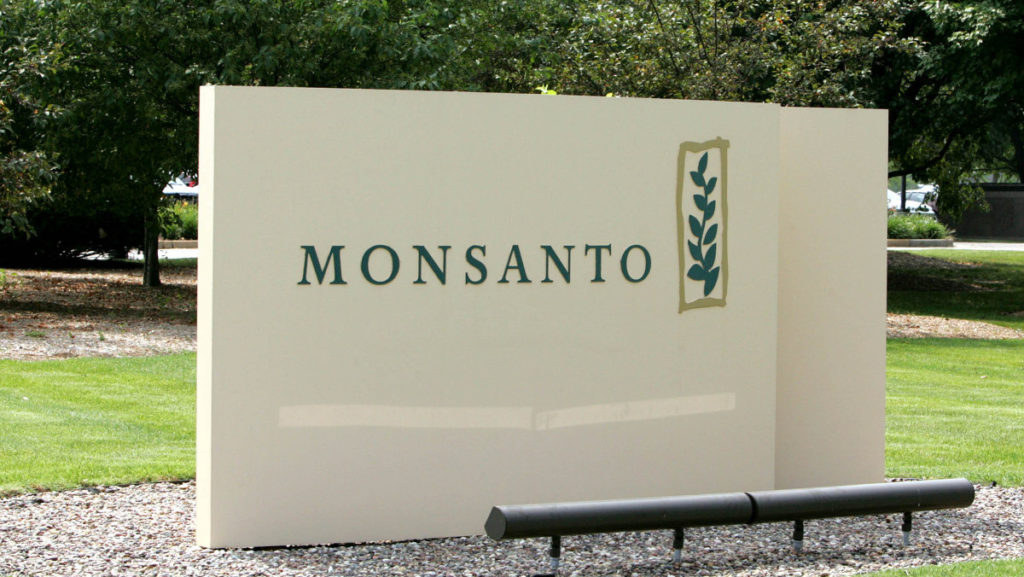 Lawsuit Accuses Monsanto of Hiring Online Trolls to Attack Critics