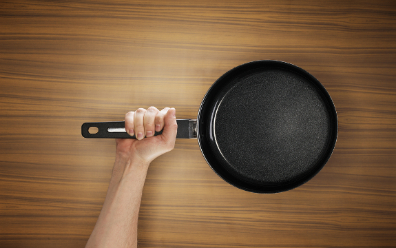 Non-Stick Cookware Dangers - Why to Avoid this Cookware