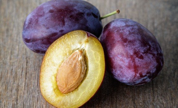 Prunes Shown to Help Build Strong Bones in Study
